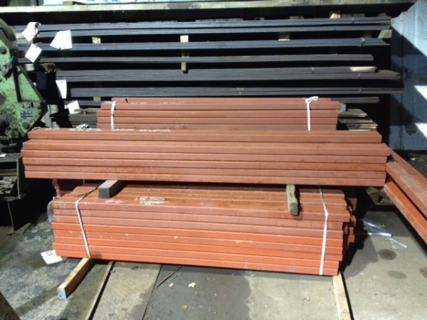 1.820mtr of 75mm x 50mm x 3mm Steel Box Section ( Shot Blasted And Red ...
