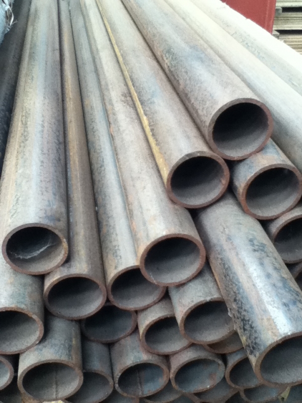 7.6mtr Lengths of 42.400mm x 3mm Unused Atmospheric Rust Steel Tube ...