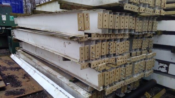 356mm x 127mm x 33kg/m Used Steel Universal Beams 4.560mtr Long Painted ...