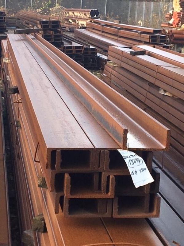 9.500 Mtr Long 200 mm x 90mm x 29.7 Kg/m Unused Stock Rusty Steel ...