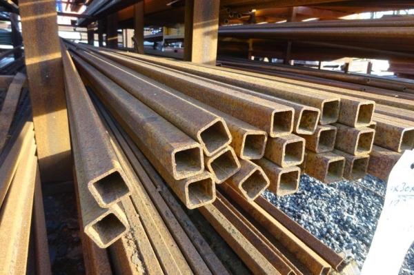 7.5 Mtrs 30 x 30 x 3 Mild Steel Box Section RHS From Ainscough Metals