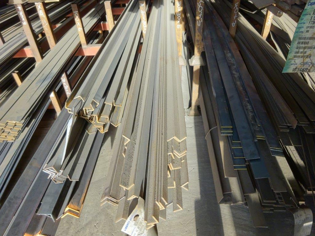 6 Mtrs 30 x 30 x 5 Mild Steel Angle From Ainscough Metals