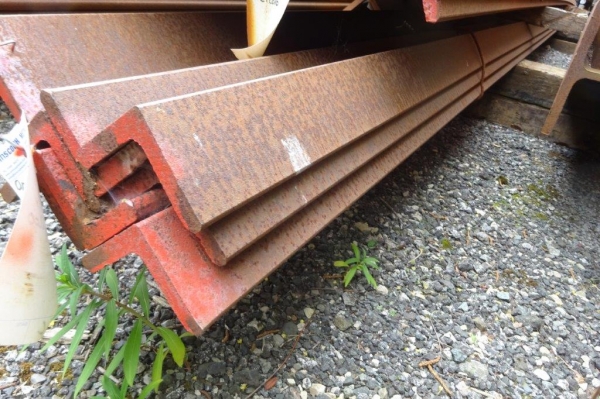 12.200 Mtr 90 mm x 90 mm x 16 mm Mild Steel Angle Iron Unused Stock ...