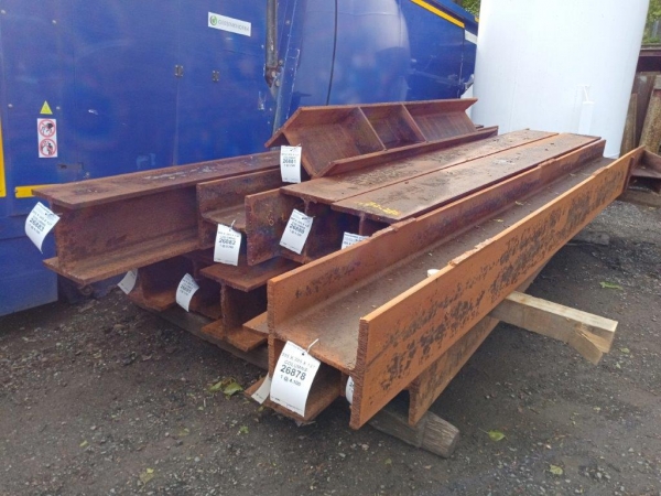 3.750 Mtr 305 mm x 305 mm x 137 Kg/m Steel Column - Universal Column ...