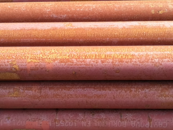 6.400mtr Lengths of 88.9mm x 5mm Unused Painted Atmospheric Rust Steel ...