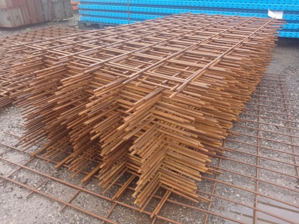 A393 Reinforcing Mesh 2.380 Mtr Long 1.200 Mtr Wide From Ainscough Metals