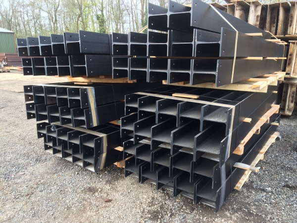 3.58 Mtrs 203mm x 203mm x 46.1 Kg/m Universal Steel Column From ...