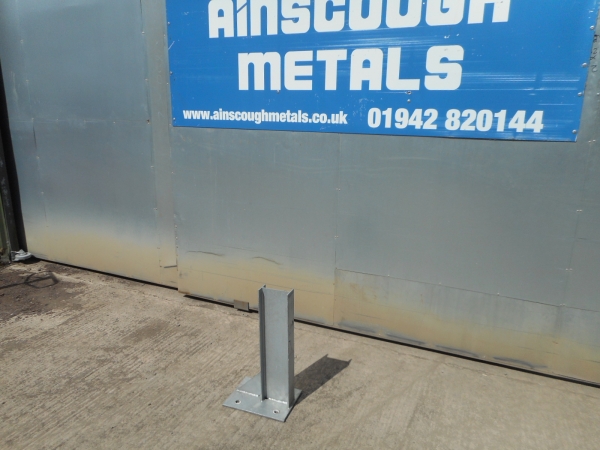 Used Crash Barrier / Armco Post 610 mm High - Galvanised i Bolt Down 6 ...