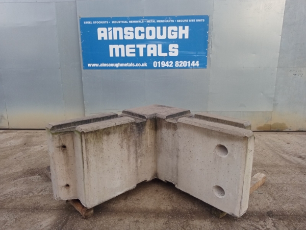 Used Tvcb Temporary Corner Concrete Barrier - Block - Used - Flood ...