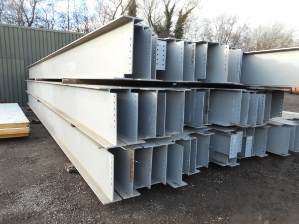 13.250/13.280 Mtr 686mm x 254 mm x 125 Kg/m Steel Beam / ub Universal ...